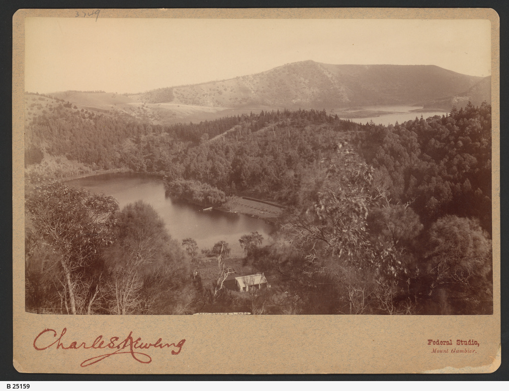 Leg of Mutton Lake • Photograph • State Library of South Australia