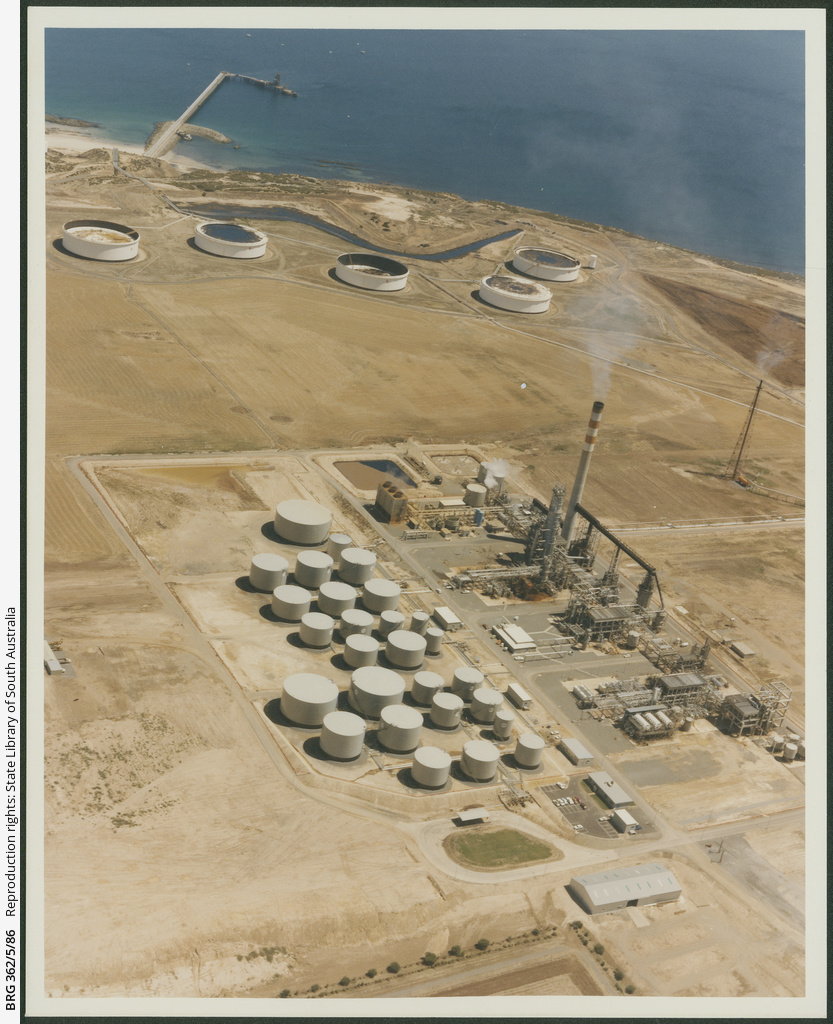 Photographs of Port Stanvac oil refinery, plant and staff • Manuscript ...