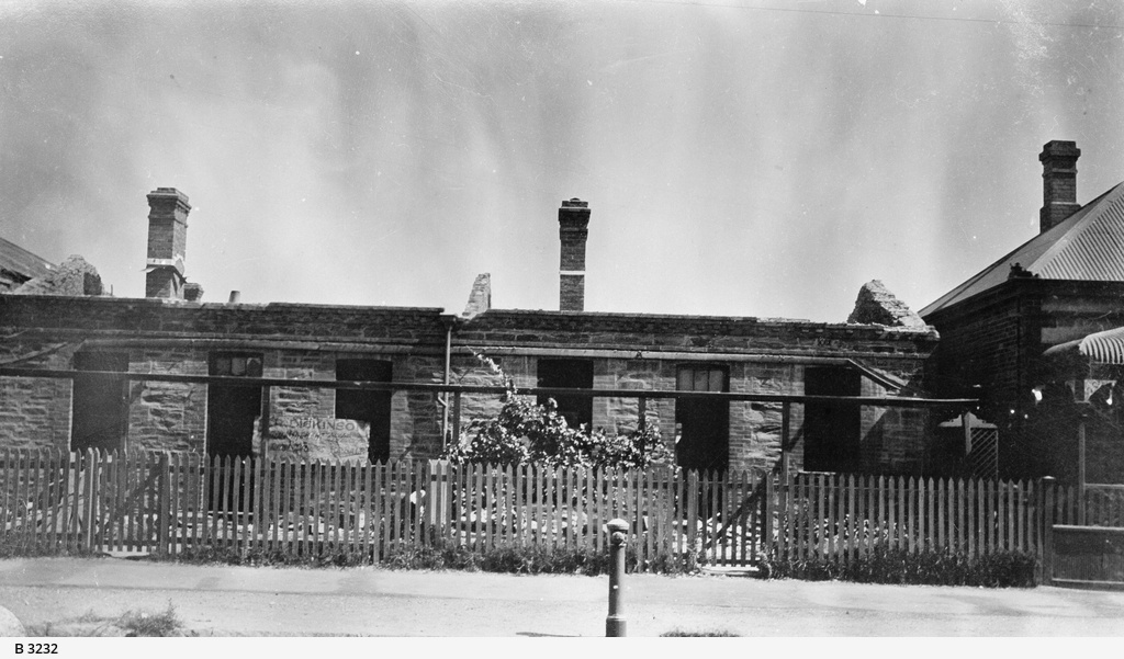 Flinders Street • Photograph • State Library of South Australia