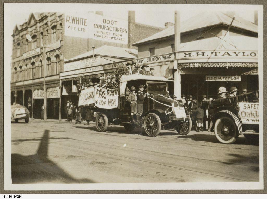 Hobart, Tasmania • Photograph • State Library of South Australia