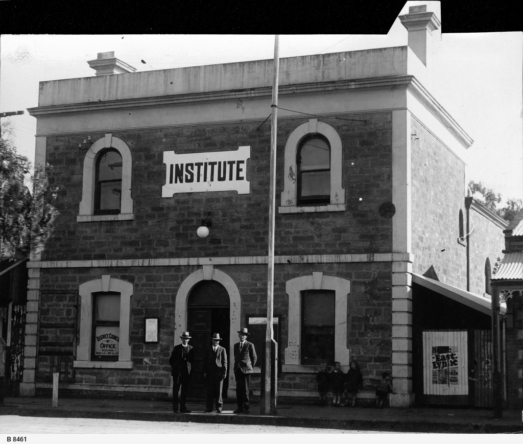 Crystal Brook • Photograph • State Library of South Australia