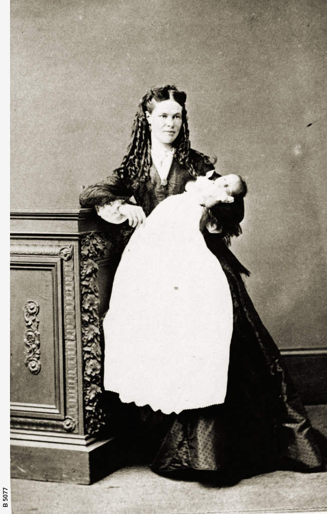 Mrs. J. D. Bruce • Photograph • State Library of South Australia