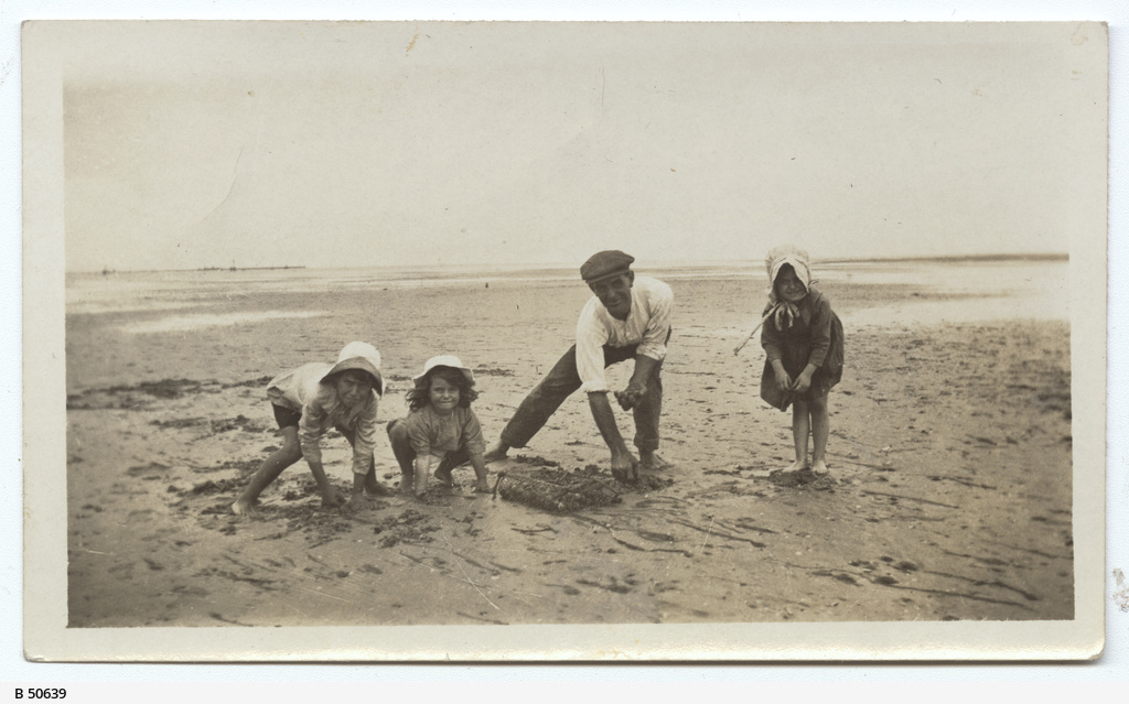 Collecting cockles • Photograph • State Library of South Australia
