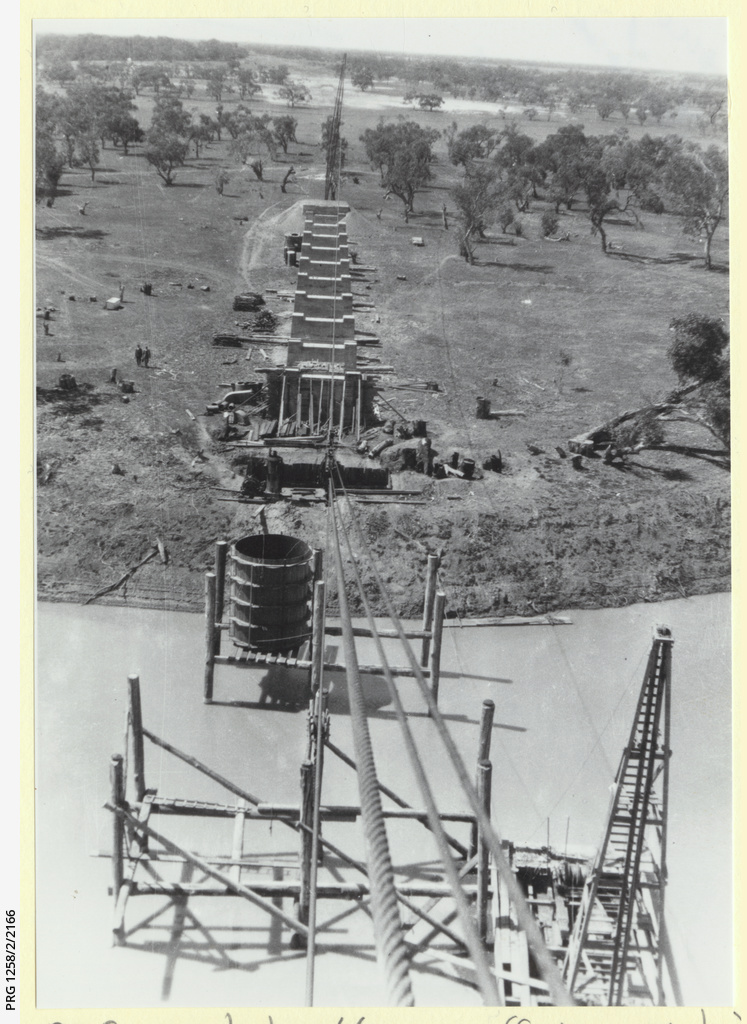 Construction of Menindee railway bridge • Photograph • State Library of ...