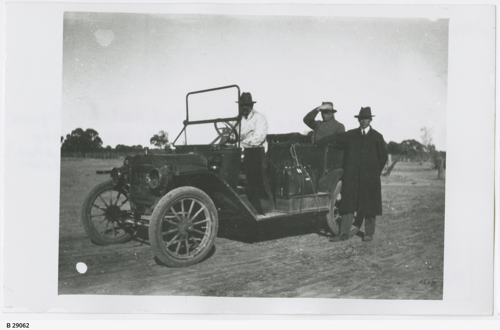 Messrs Kimber, Thompson and Bishop • Photograph • State Library of ...