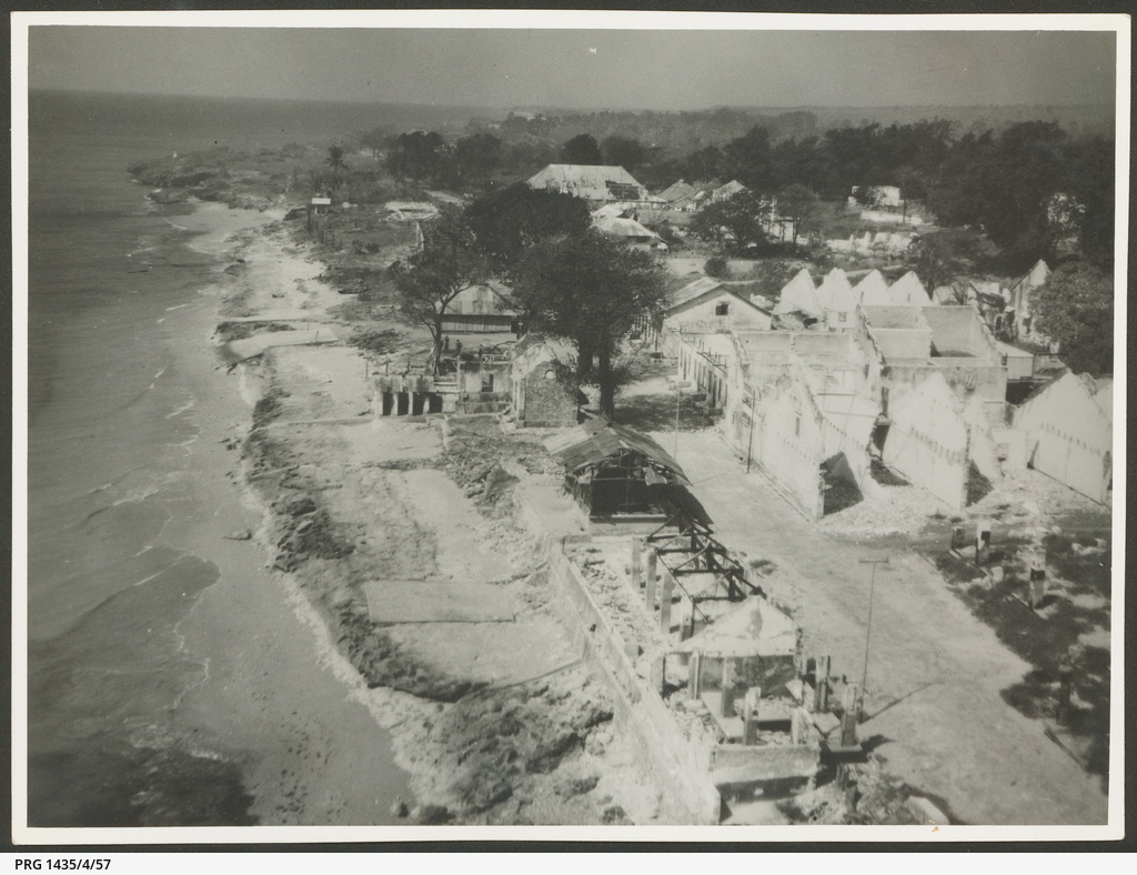 Aerial photograph of Koepang • Photograph • State Library of South ...