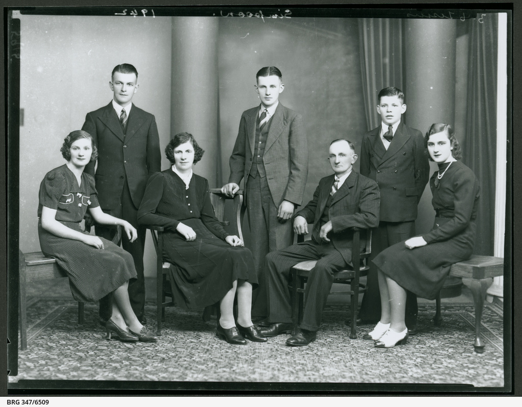 Simpson family • Photograph • State Library of South Australia