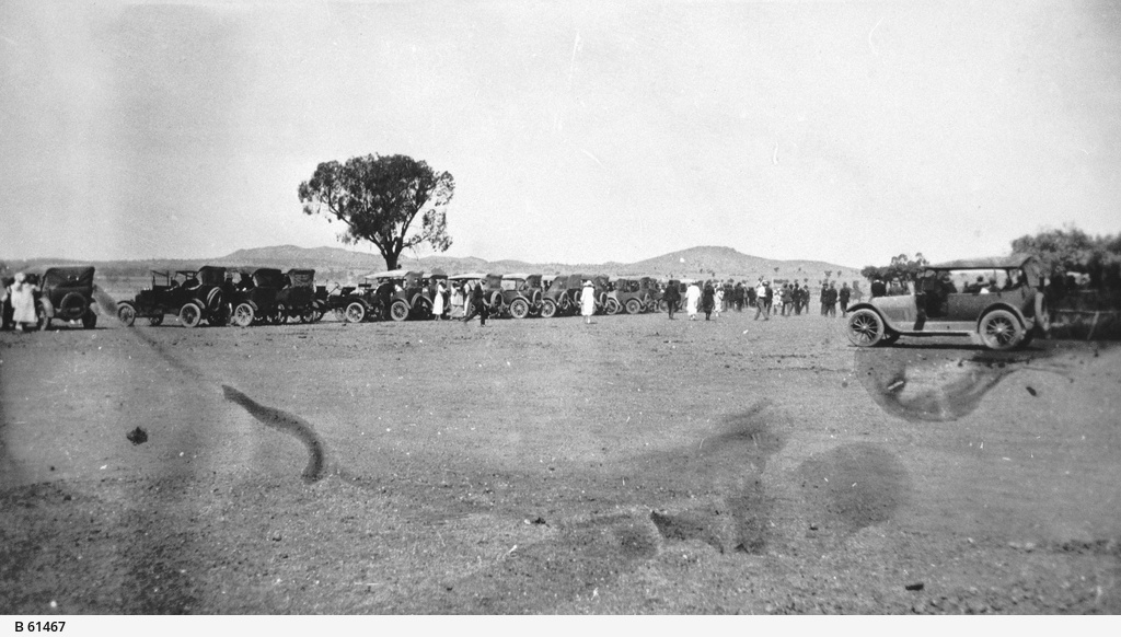 Yunta races • Photograph • State Library of South Australia