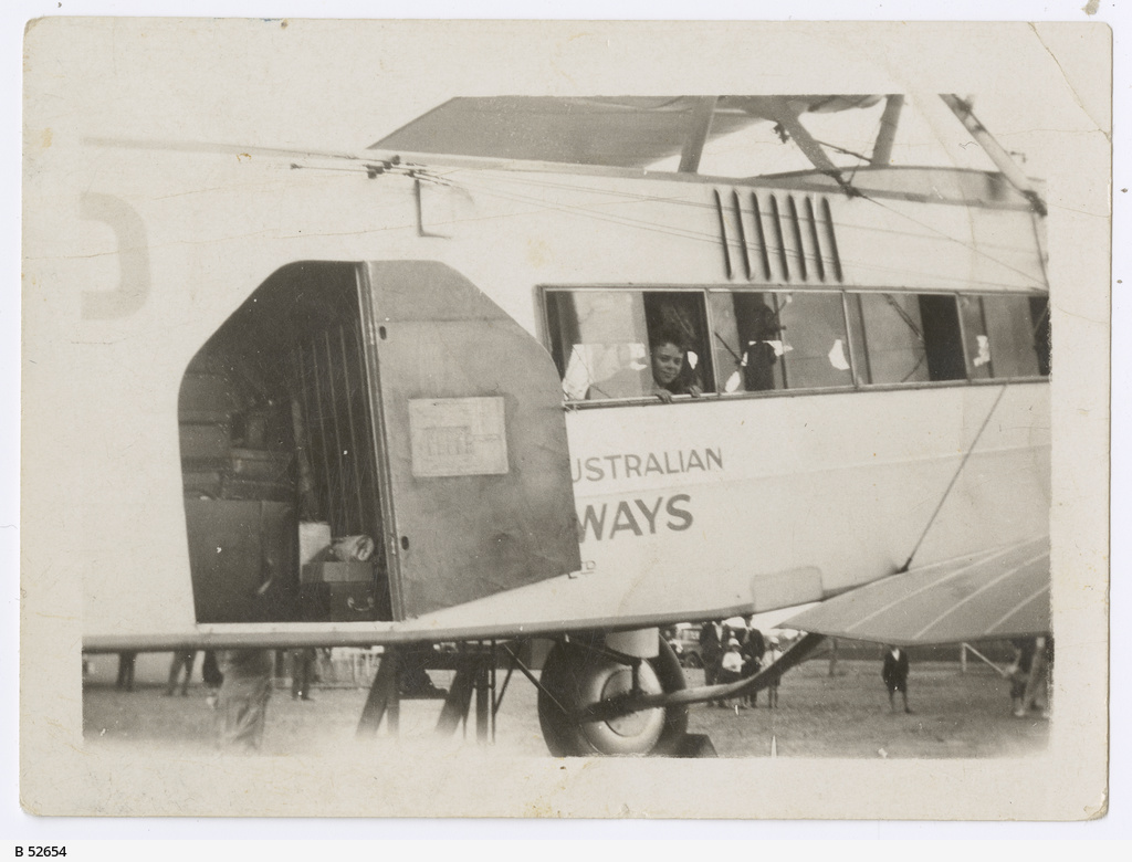 de Havilland D.H. 66 • Photograph • State Library of South Australia