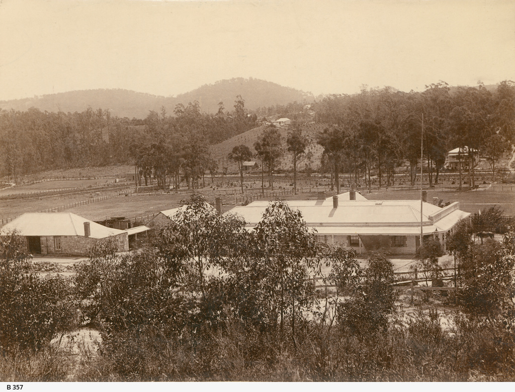 Uraidla Hotel • Photograph • State Library of South Australia
