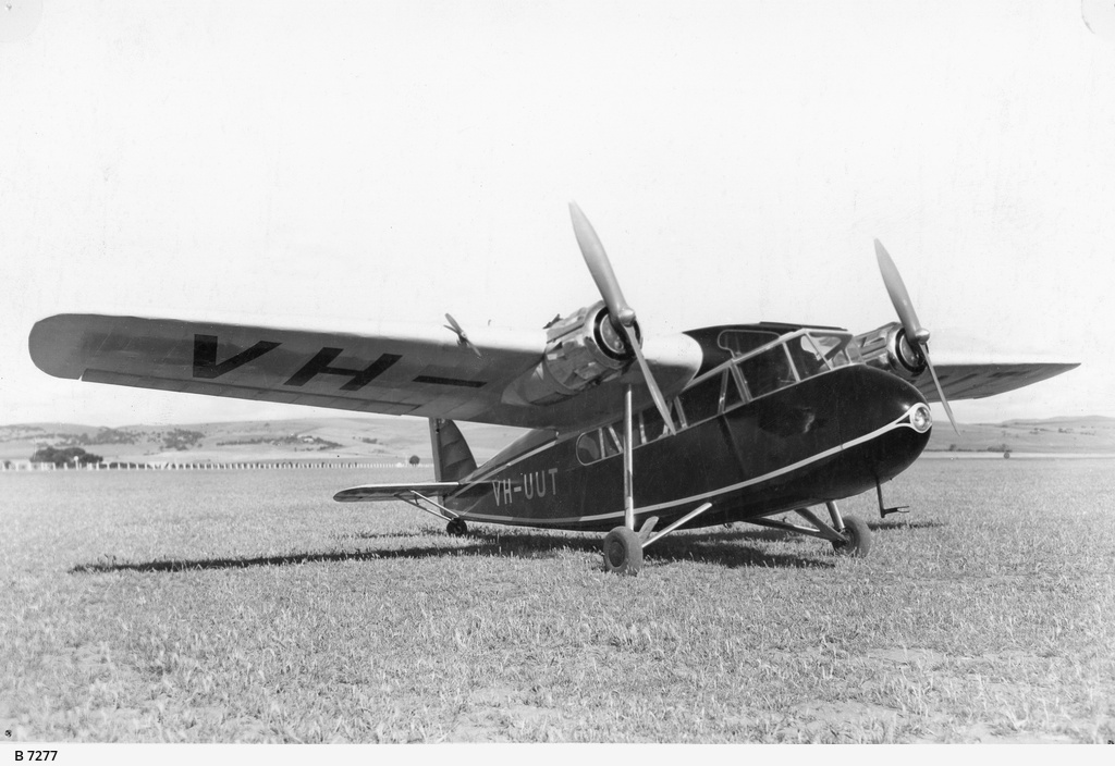 Air Liner Short Scion • Photograph • State Library of South Australia