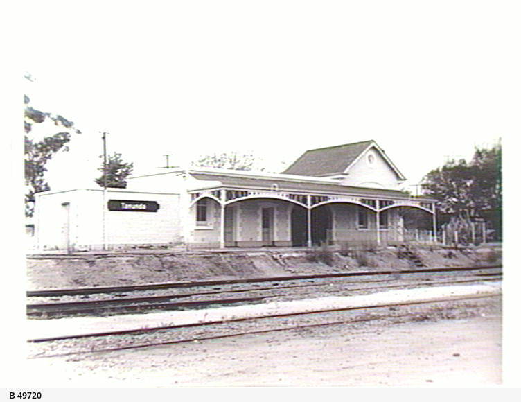 Railway Station, Tanunda • Photograph • State Library of South Australia