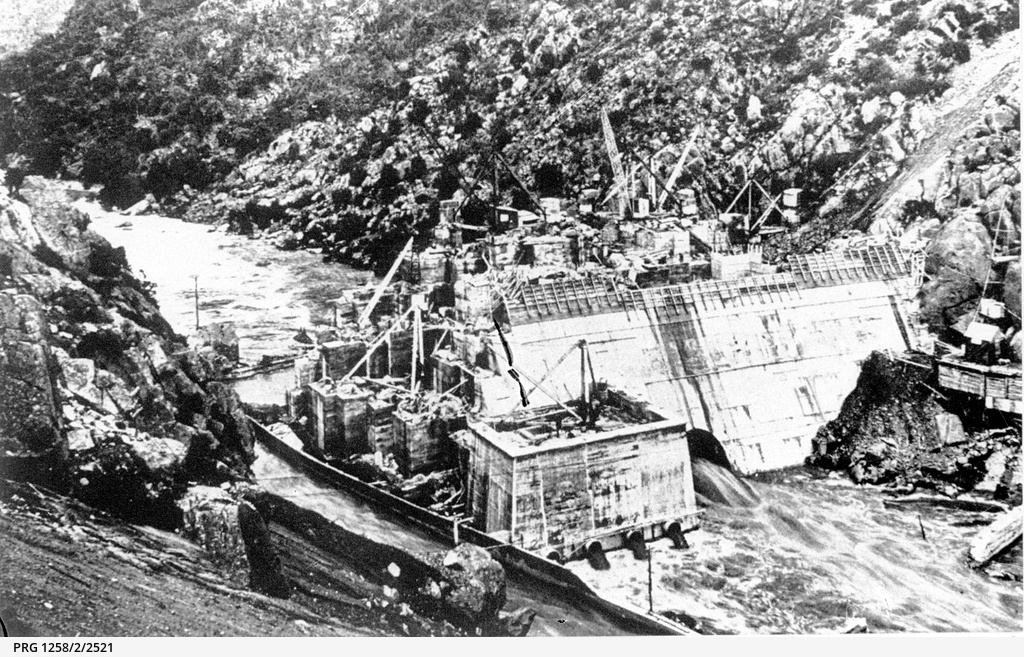 Burrinjuck dam being constructed looking upstream • Photograph • State ...