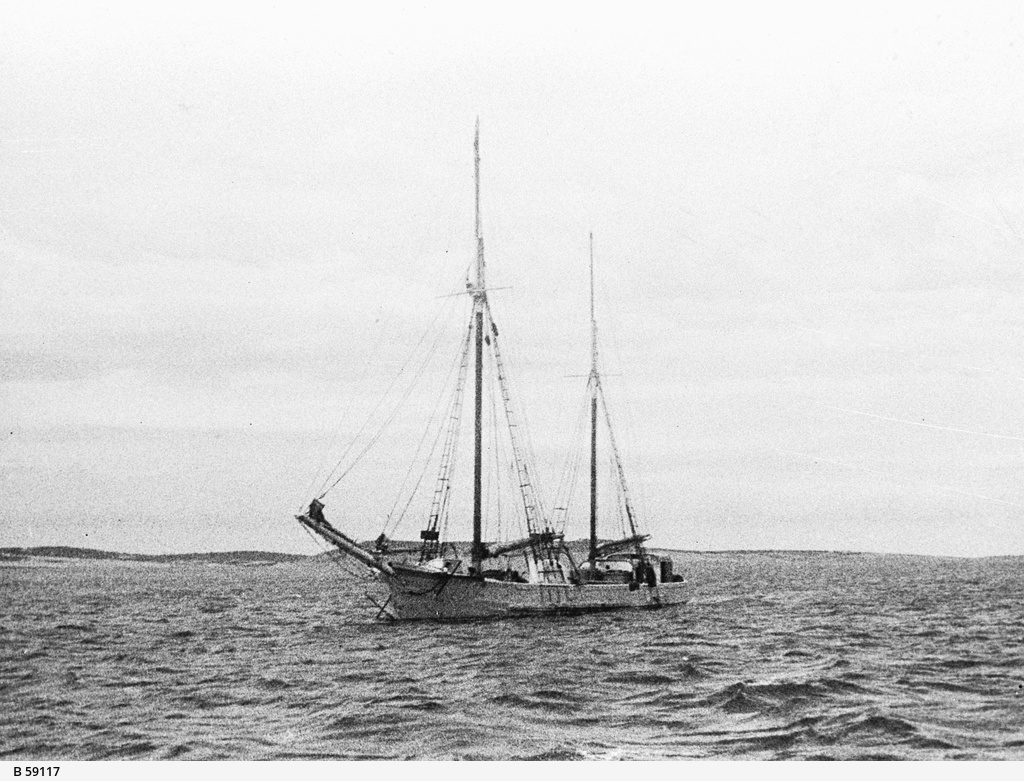 The ketch 'One and All' at Port Lincoln • Photograph • State Library of ...