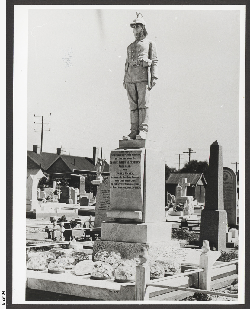 Memorial, Cheltenham Cemetery • Photograph • State Library of South ...