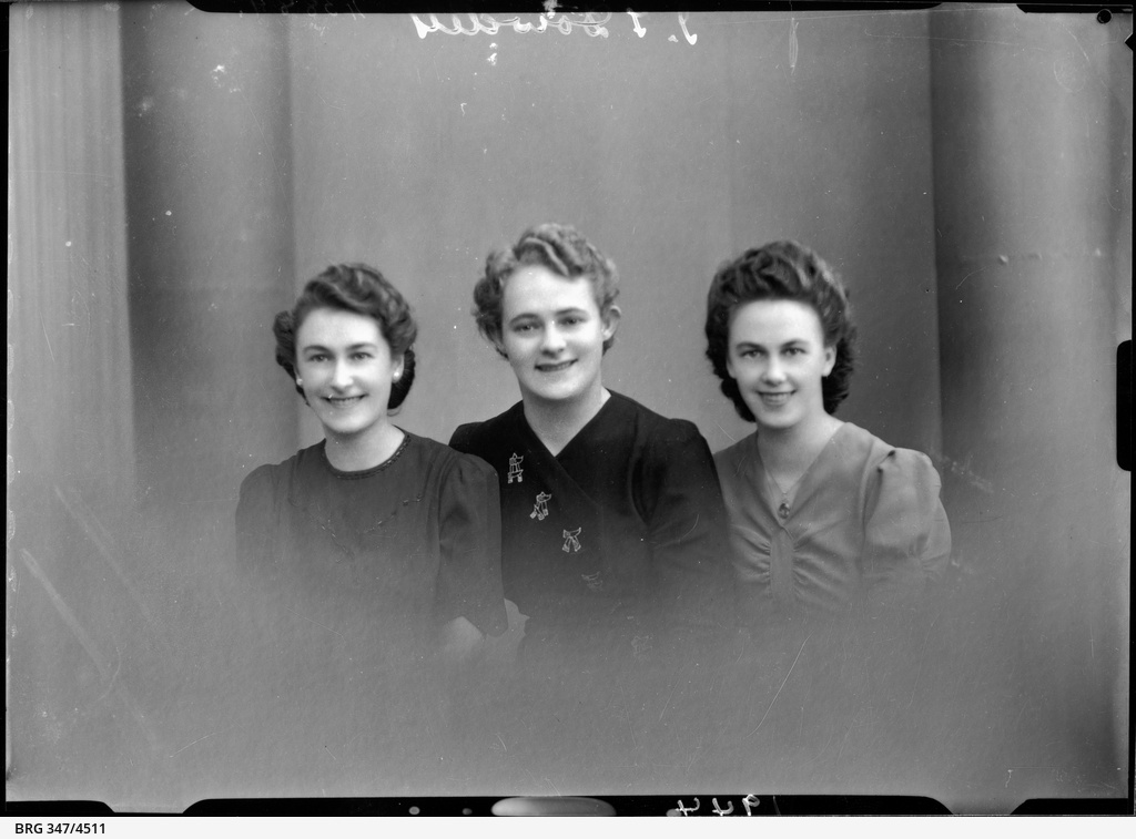 Dowdell sisters • Photograph • State Library of South Australia