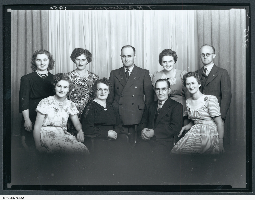 Bellenger family • Photograph • State Library of South Australia