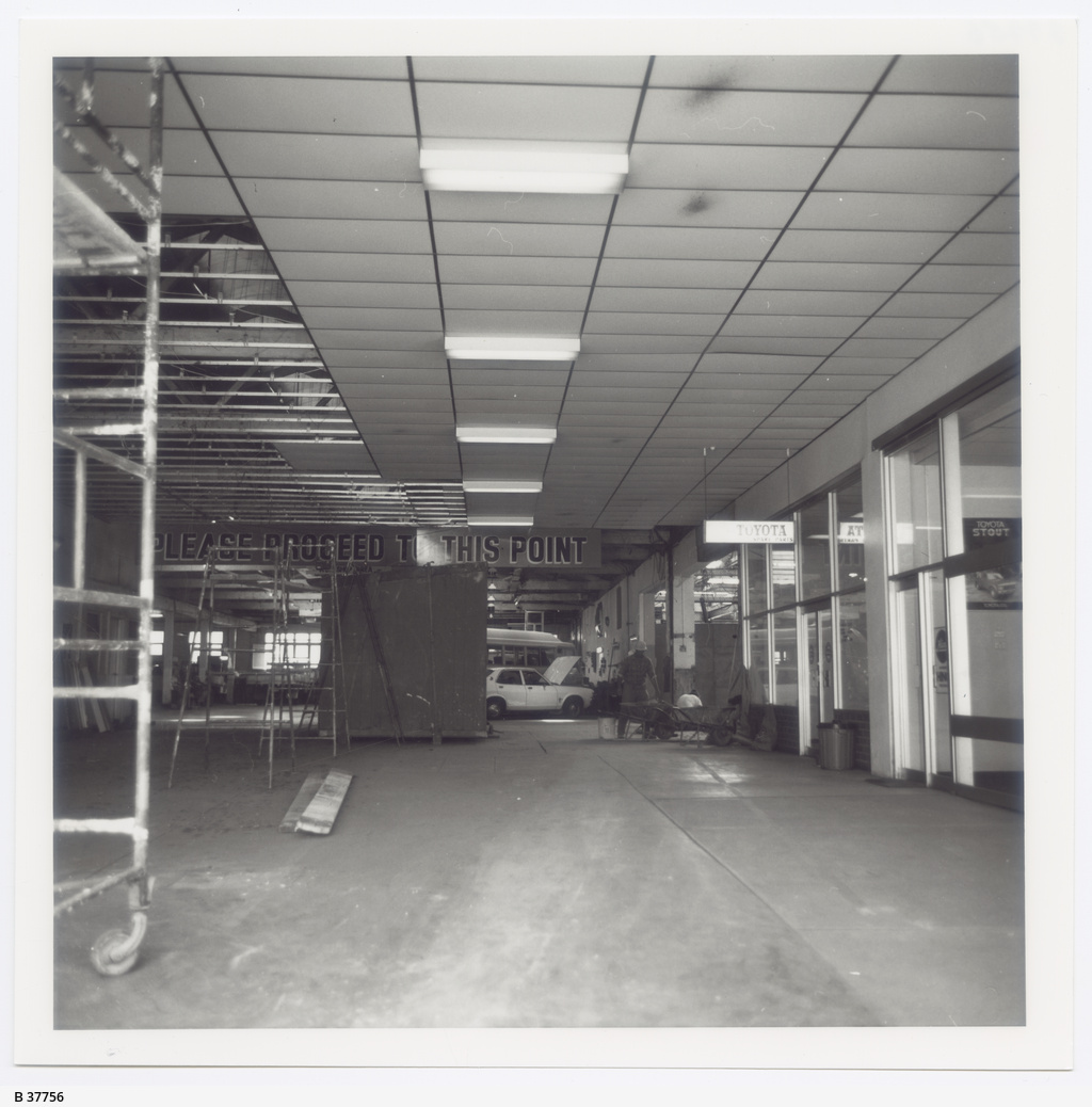 Flinders Street • Photograph • State Library of South Australia