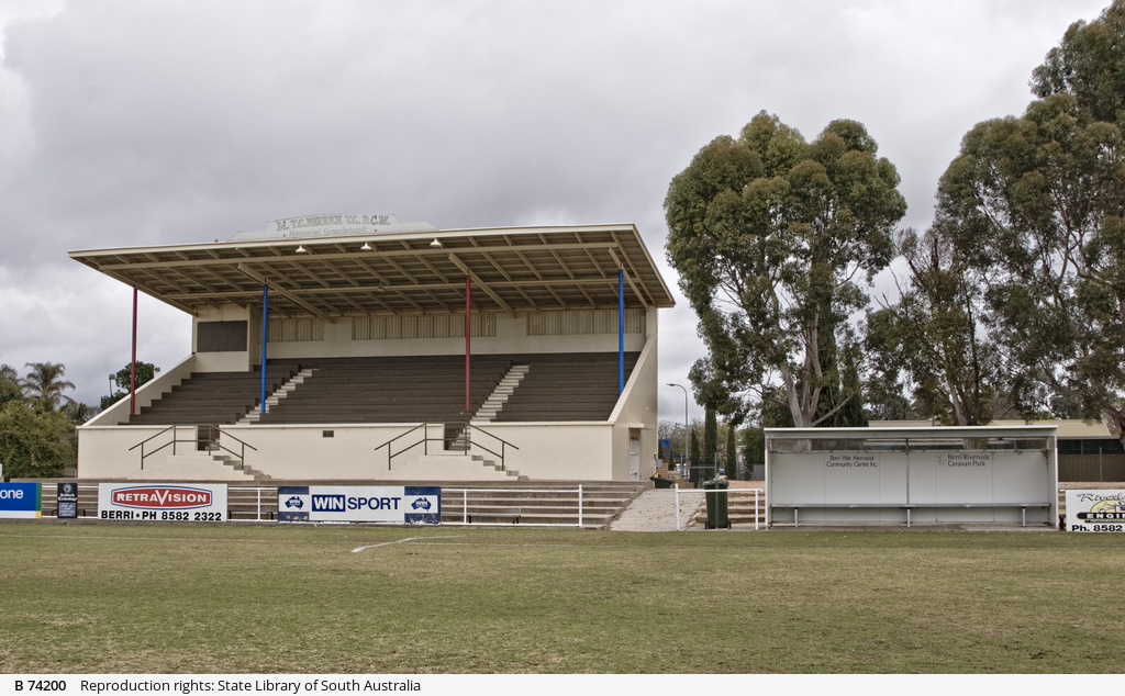 Berri grandstand • Photograph • State Library of South Australia