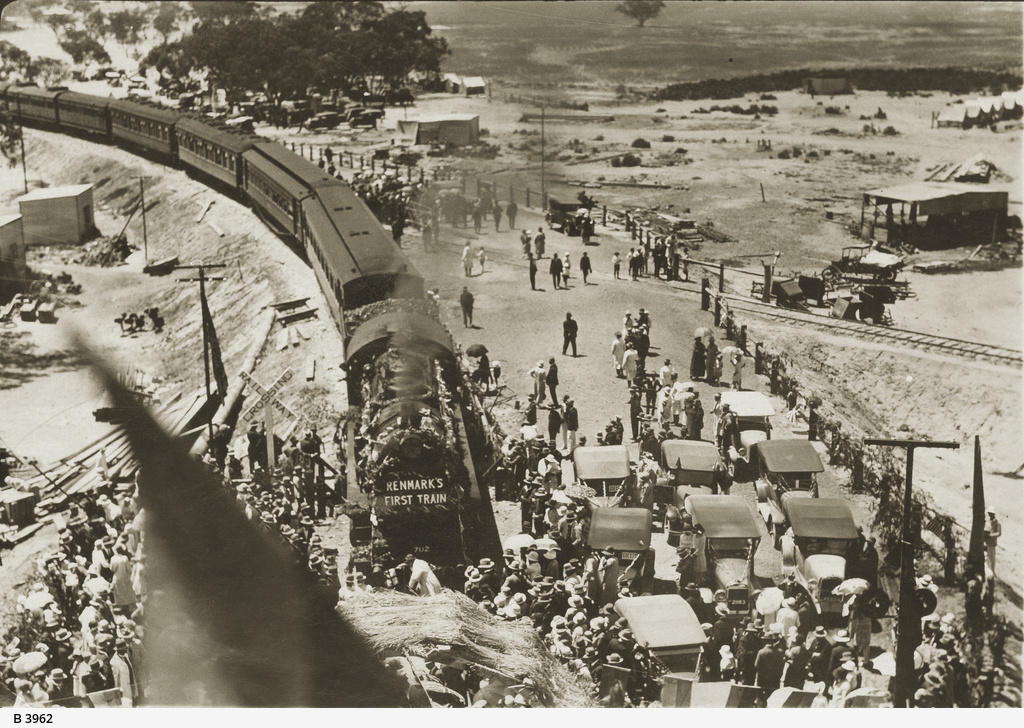 Renmark's First Train • Photograph • State Library of South Australia