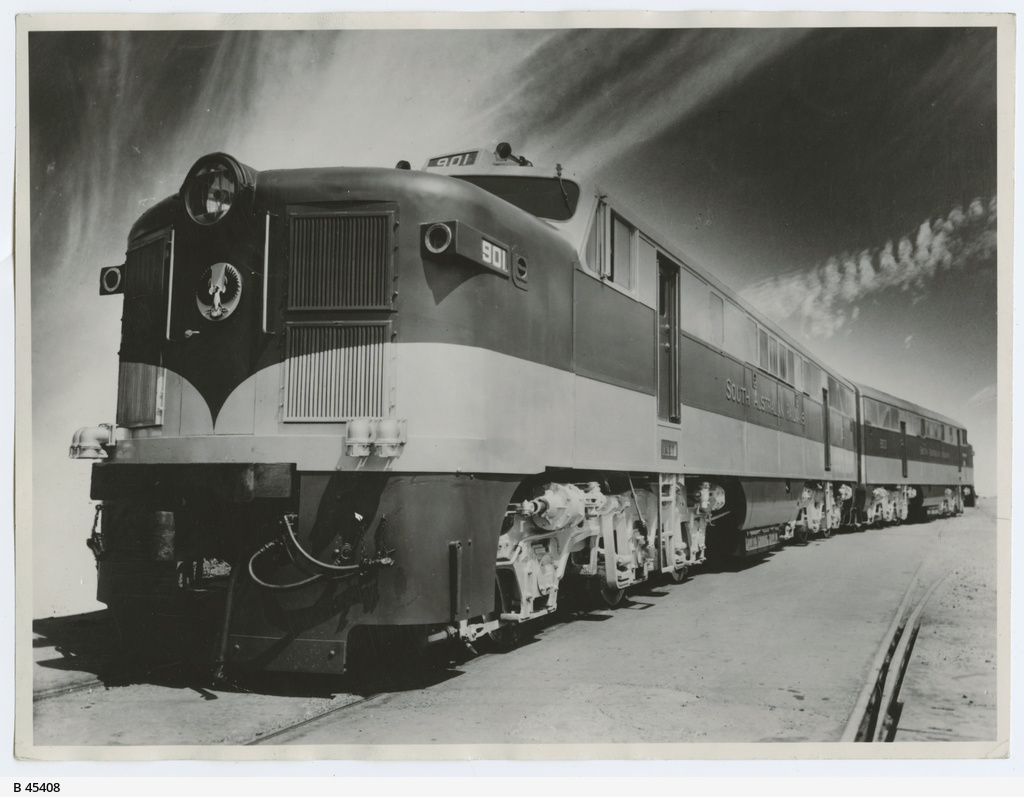 Class 900 Locomotive • Photograph • State Library of South Australia