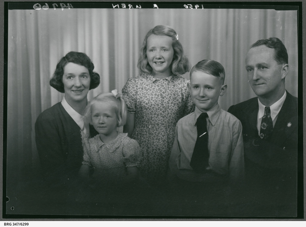Uren family • Photograph • State Library of South Australia