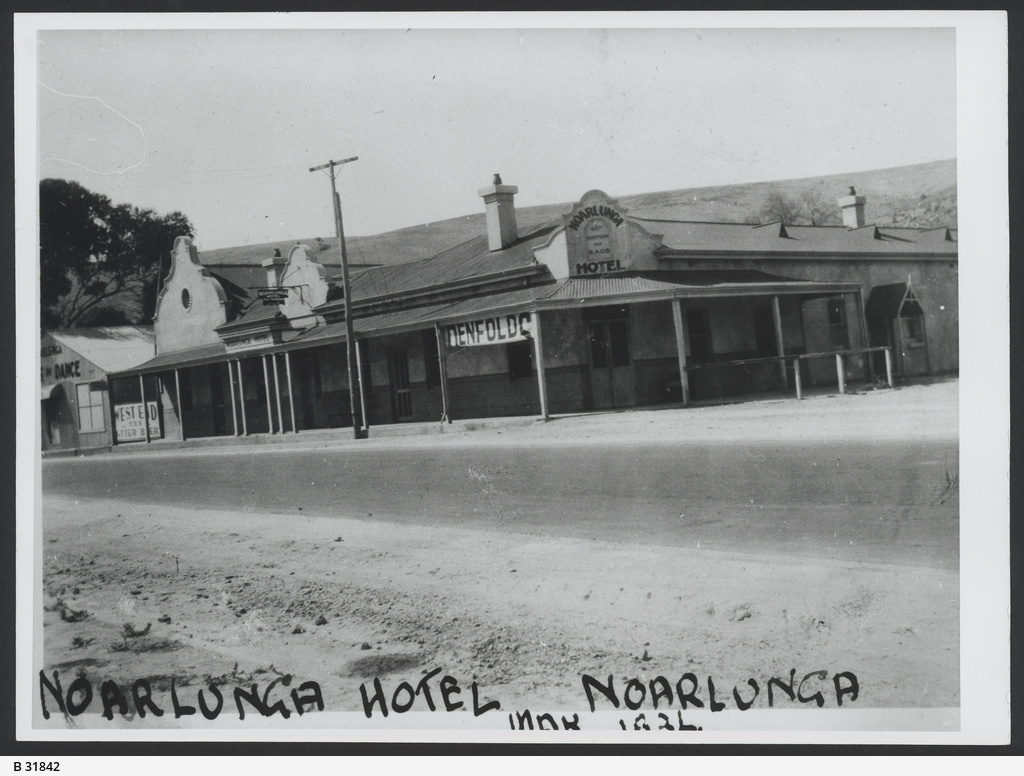 Noarlunga Hotel • Photograph • State Library of South Australia